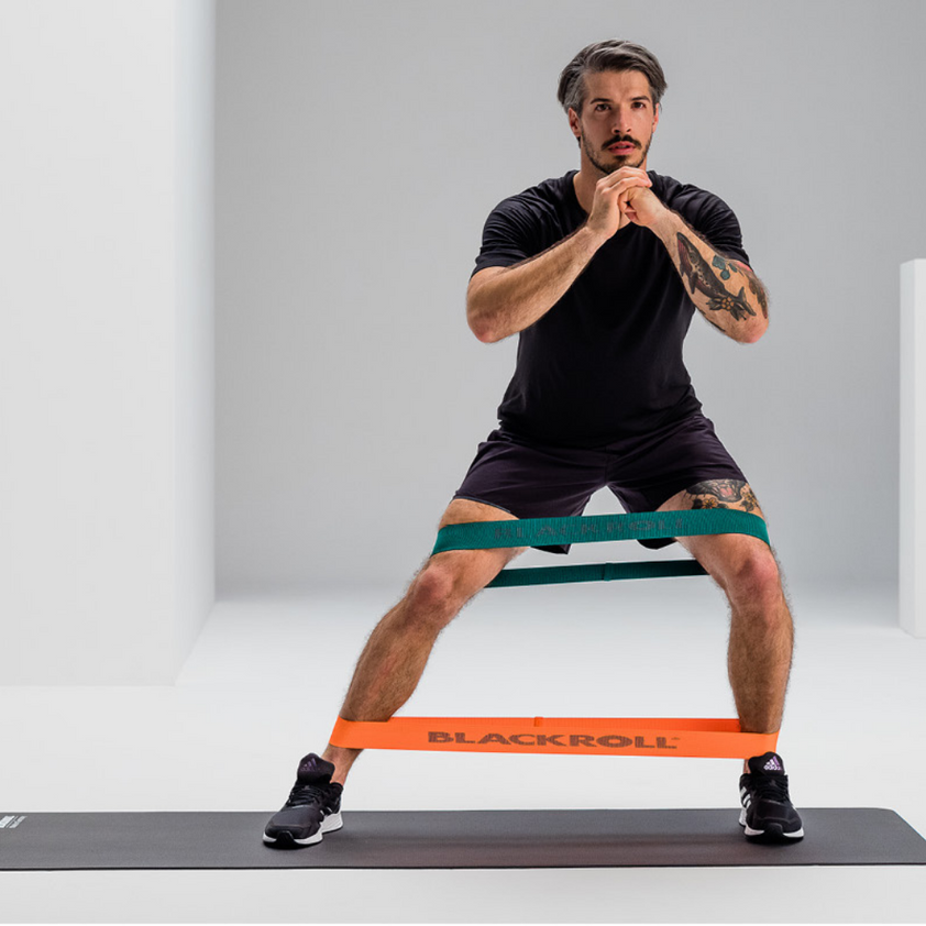 BLACKROLL® KNEE BOX | 4-Piece Knee Pain Set | BLACKROLL® Ireland | The ...